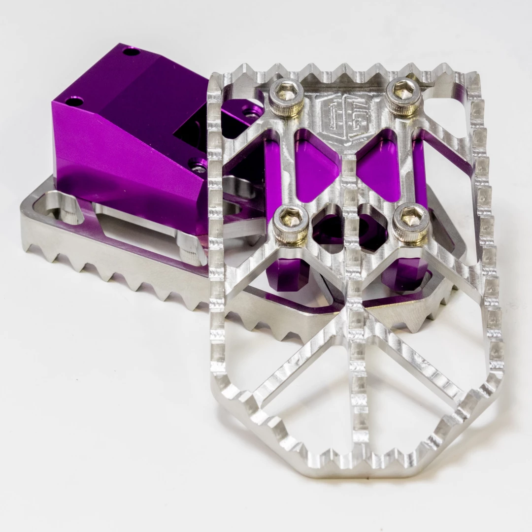 Moto X Foot Pegs 2018+ M8 Softail, Rear, Purple Fixture Block with Raw ...