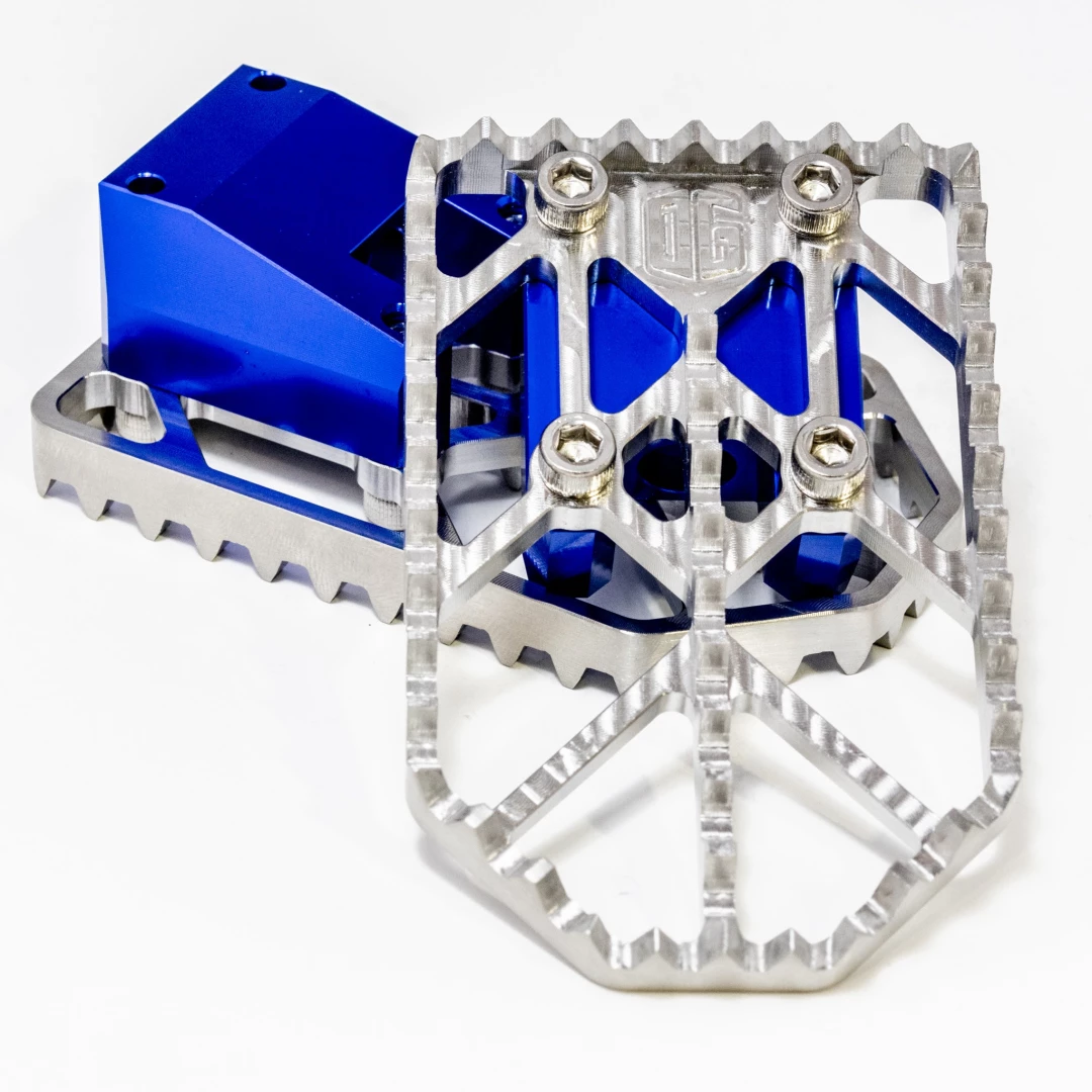 Moto X Foot Pegs 2018+ M8 Softail, Rear, Blue Fixture Block with Raw ...